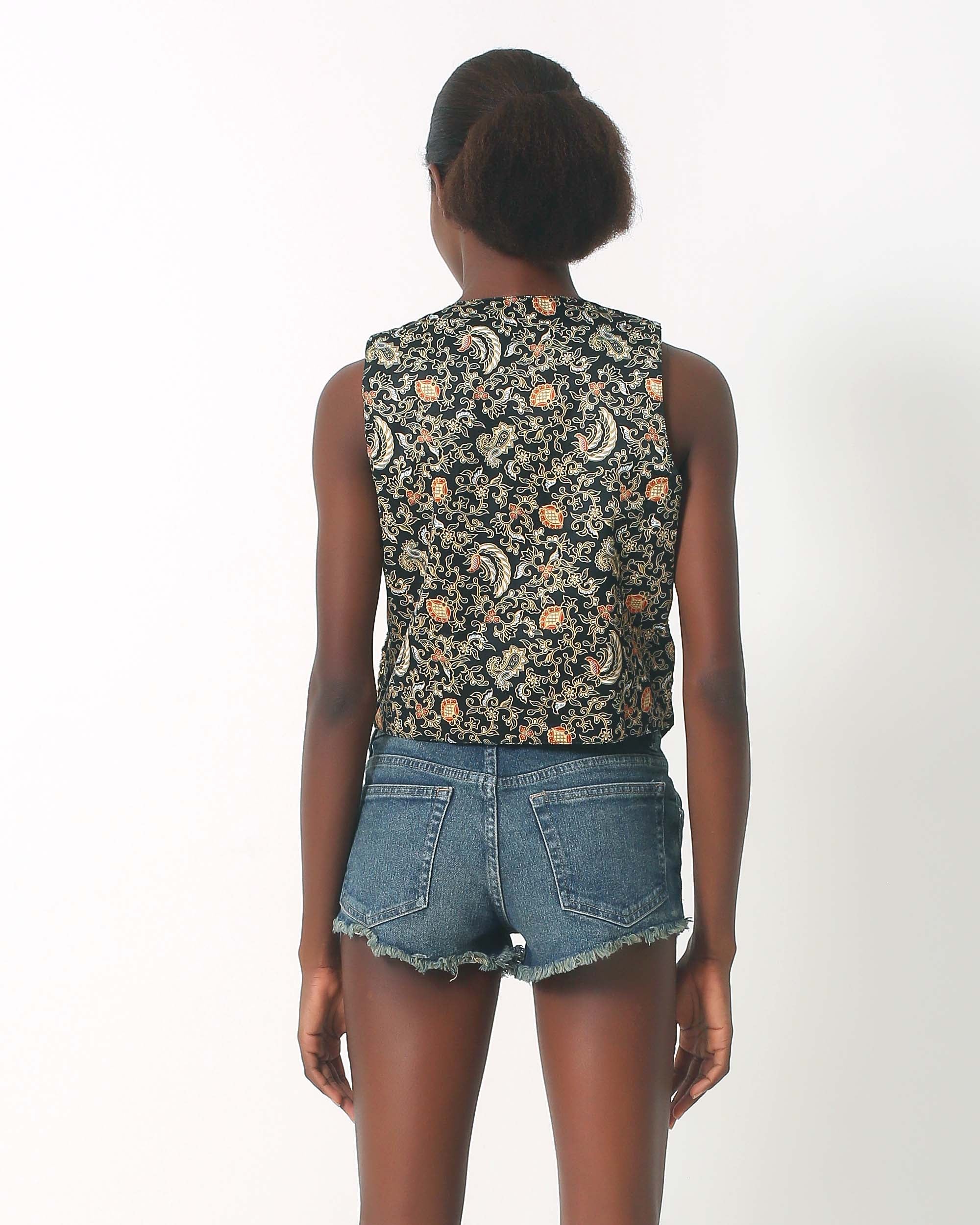 Queen – ANDY RISZA